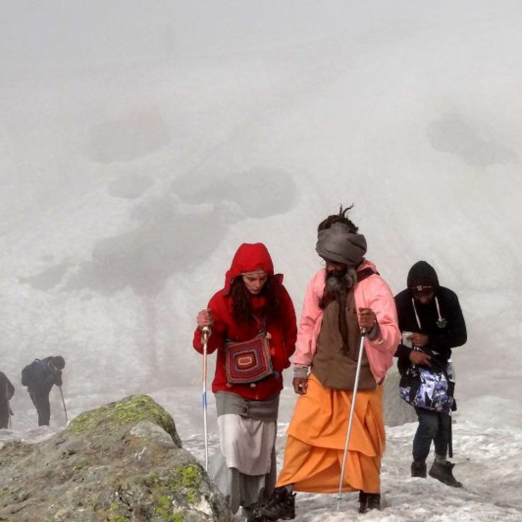 Trekking to Shrikhand Mahadev: A Journey to Remember – HeavenRidersIndia